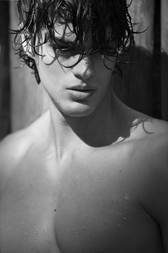 Xavier Samré | Photographer based in Paris, France Social Profile ...