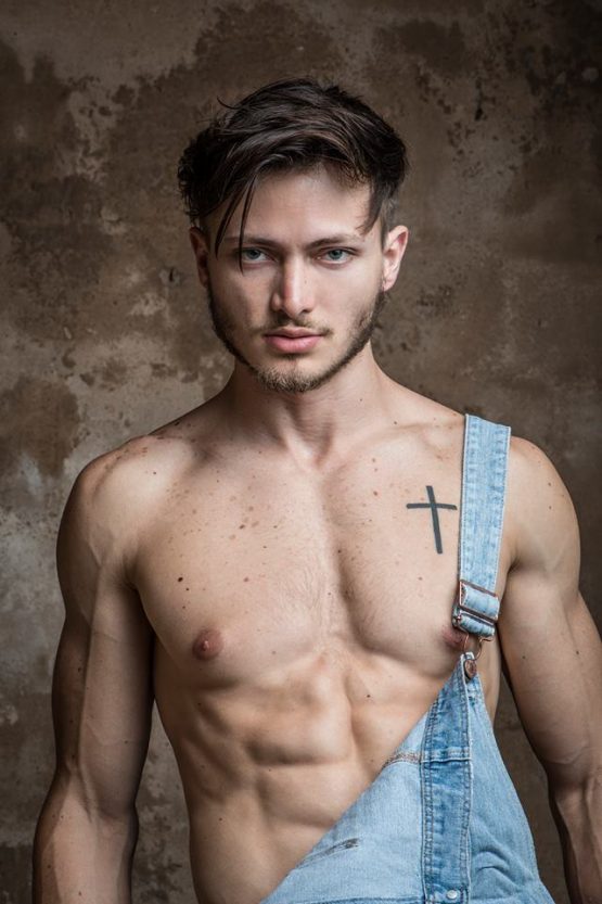 - Raed Hawk - | Model Profile | Brazilian Male Model