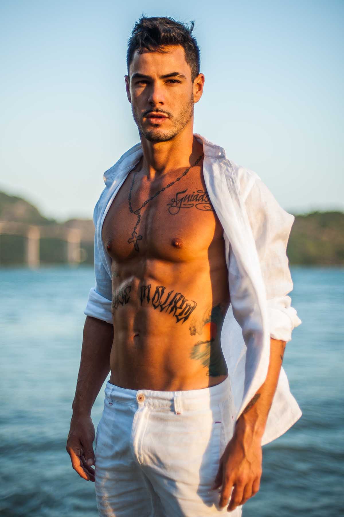 Victor Moura by Julio Tavares | Brazilian Male Model