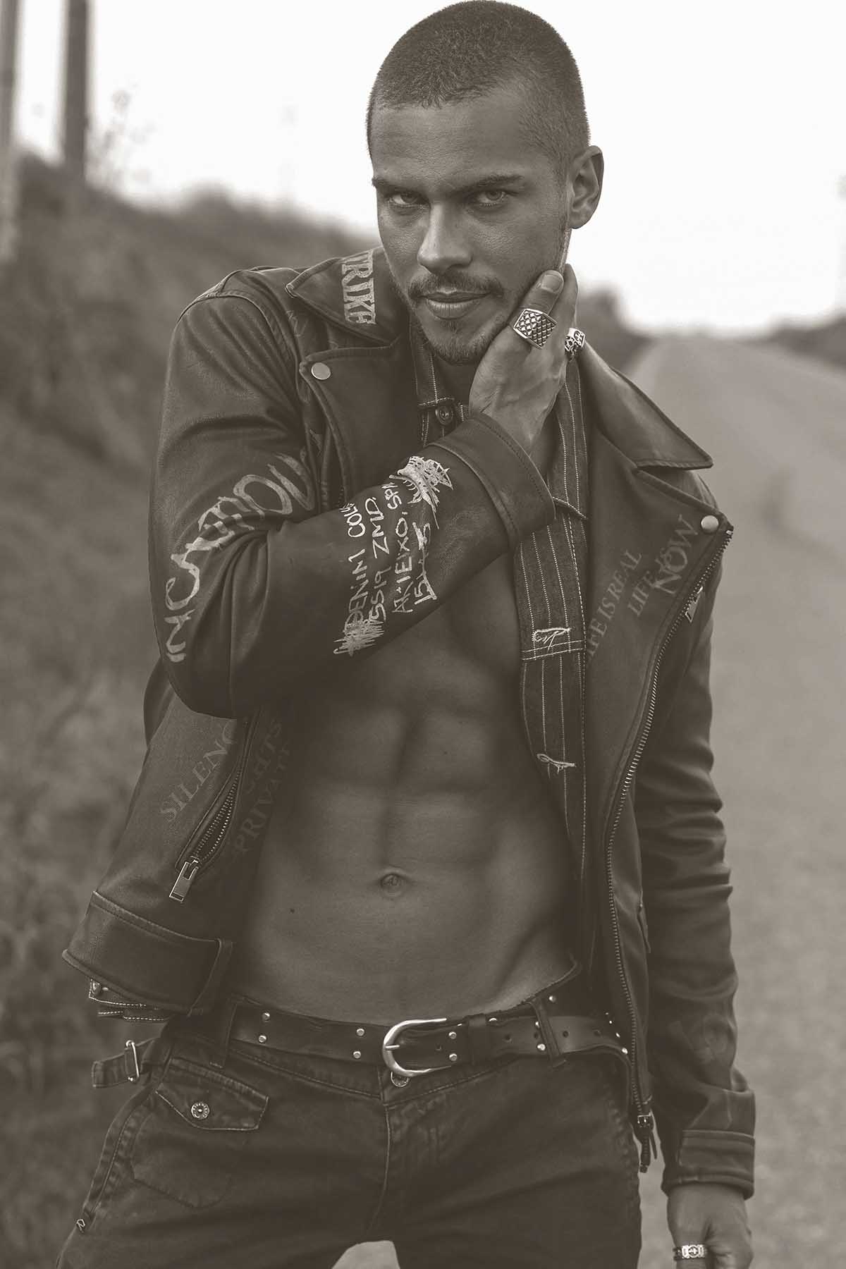 João Paulo Damazio by Maurizio Montani | Brazilian Male Model