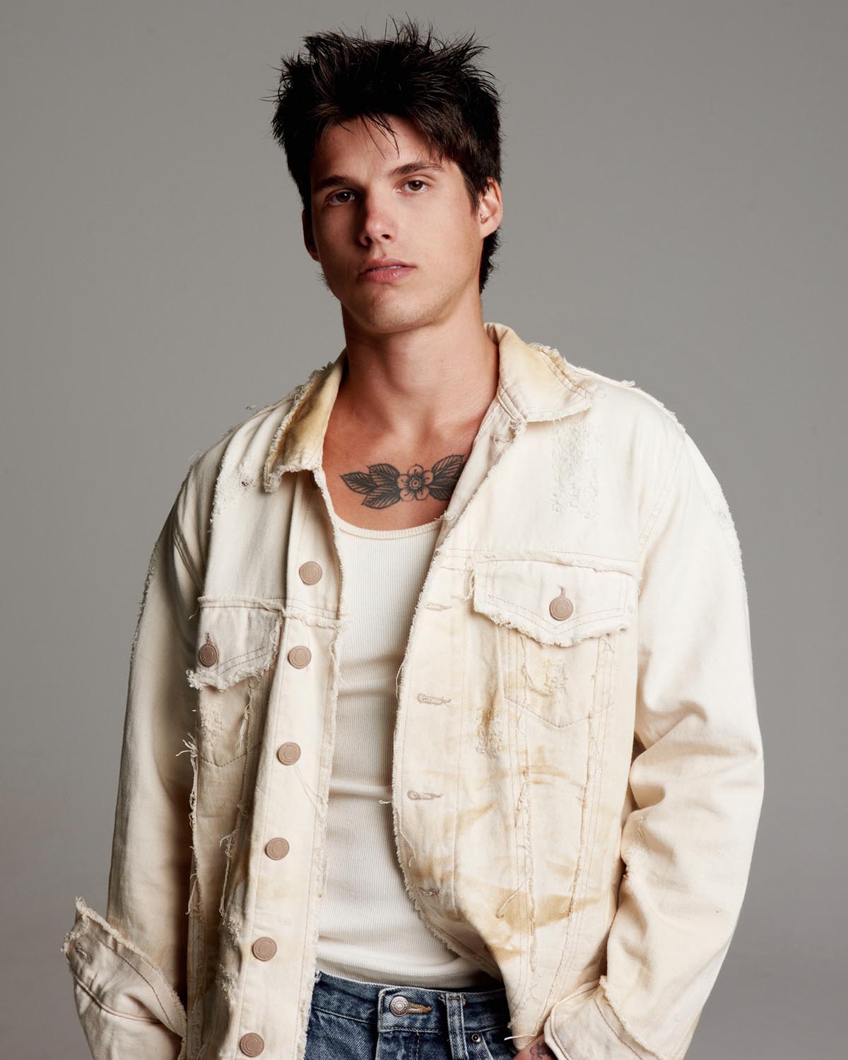Gabriel Tavares by Hudosn Rennan | Brazilian Male Model