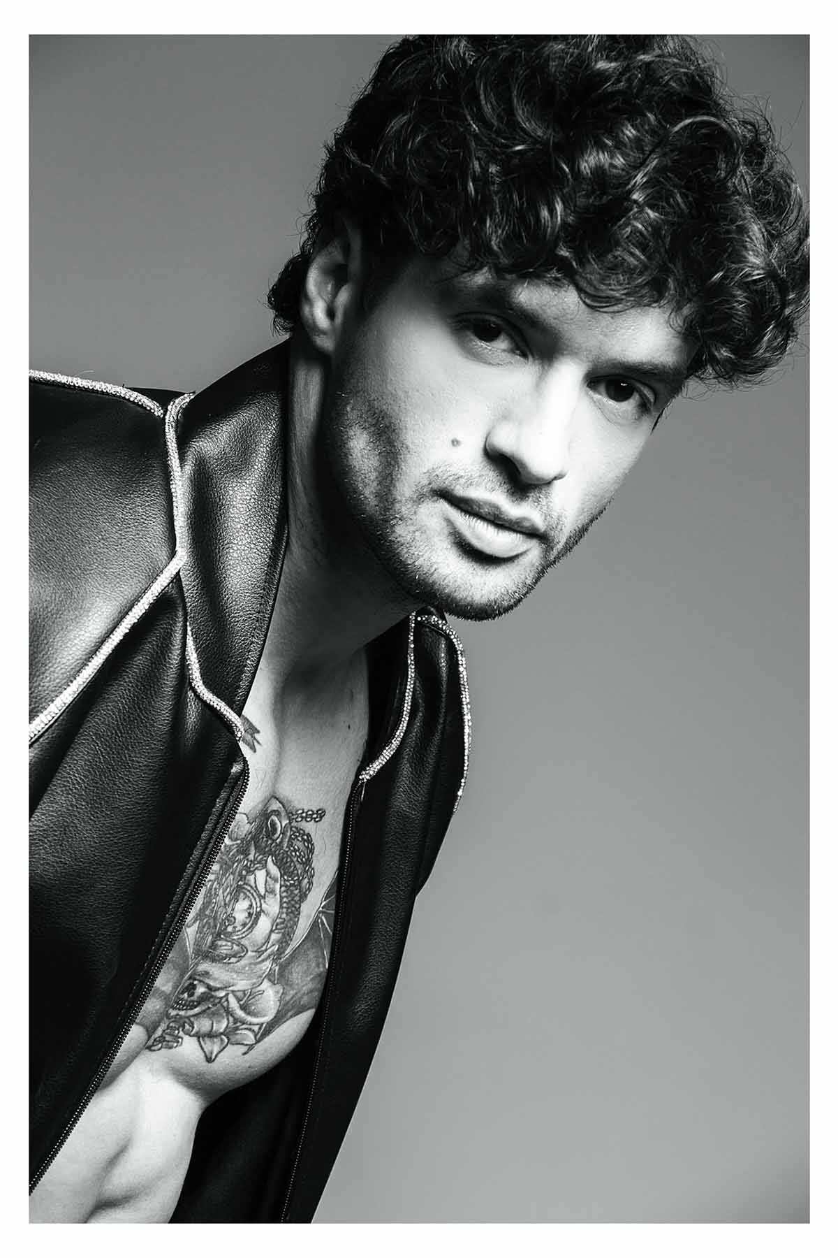 Jonathan Rosa by Mikaela Sales | Brazilian Male Model